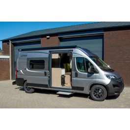 Pössl 2Win R Plus - Campertrek Buscampers